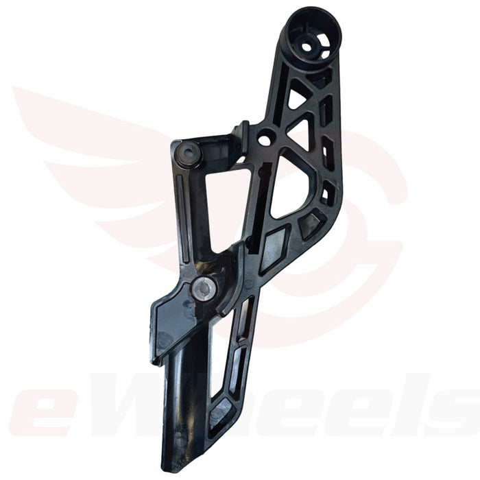 Lynx: Rear Handle Bracket, Right