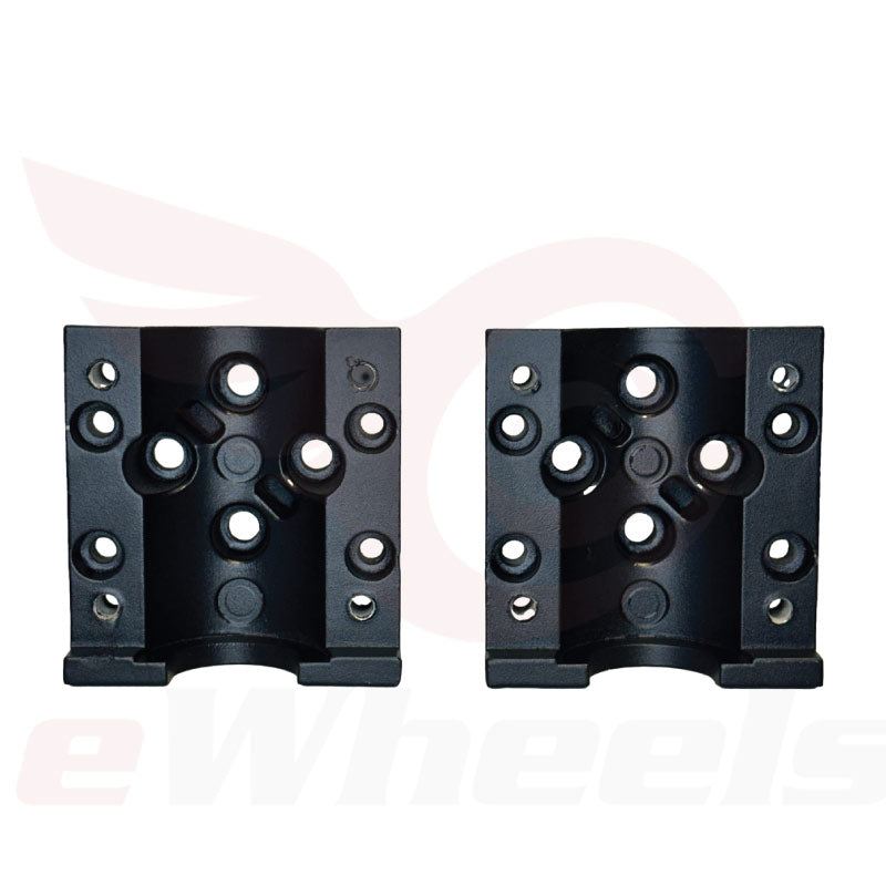 Lynx: Lower Motor Bracket, Magnesium, Set